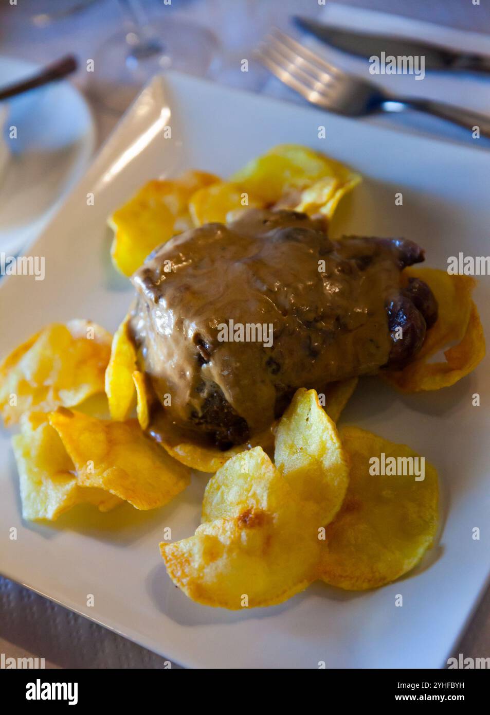 Spanish cuisine - pork cheeks Stock Photo - Alamy