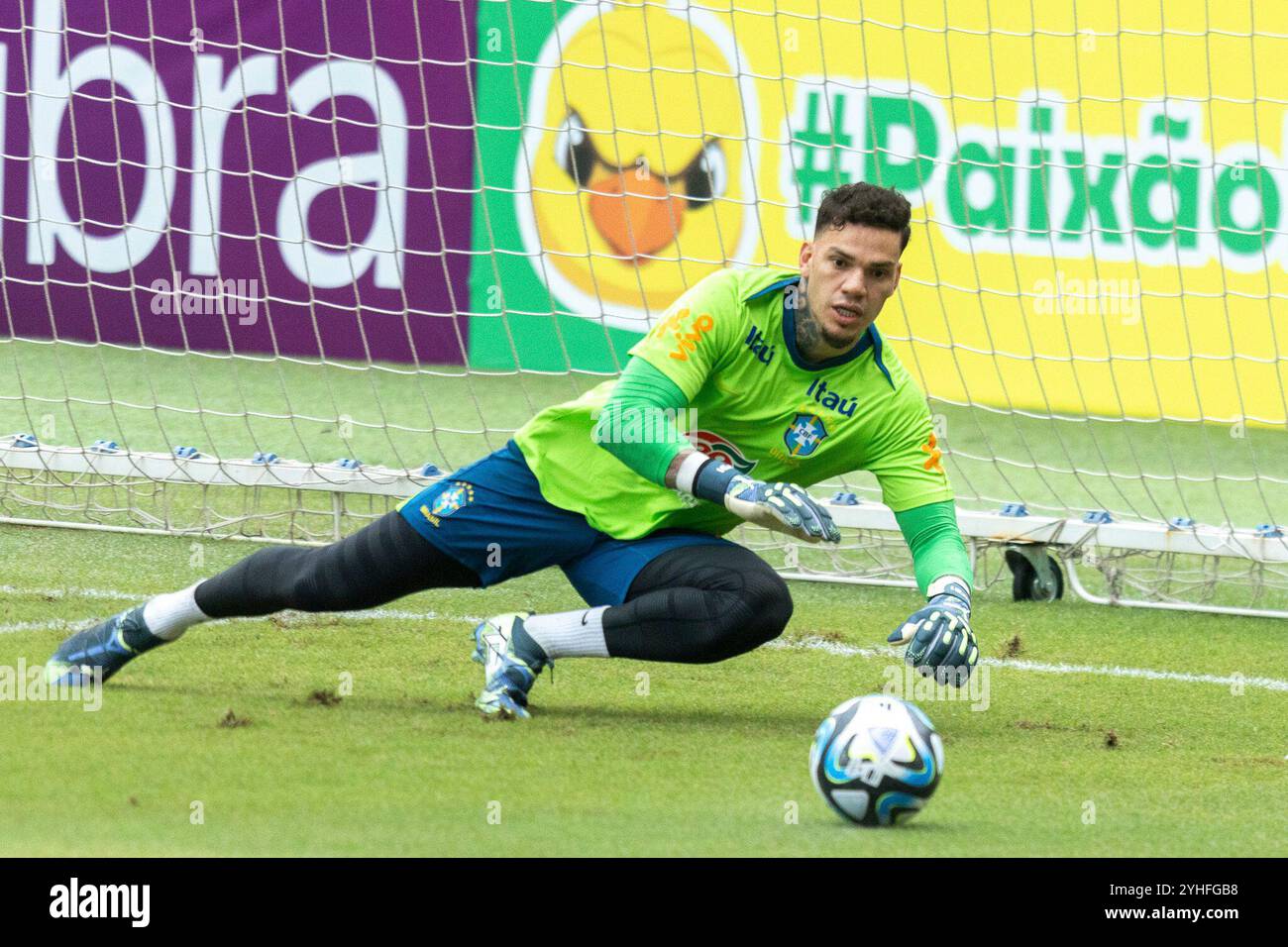 PA - BELEM - 11/11/2024 - BRAZILIAN NATIONAL TEAM, TRAINING - Ederson ...