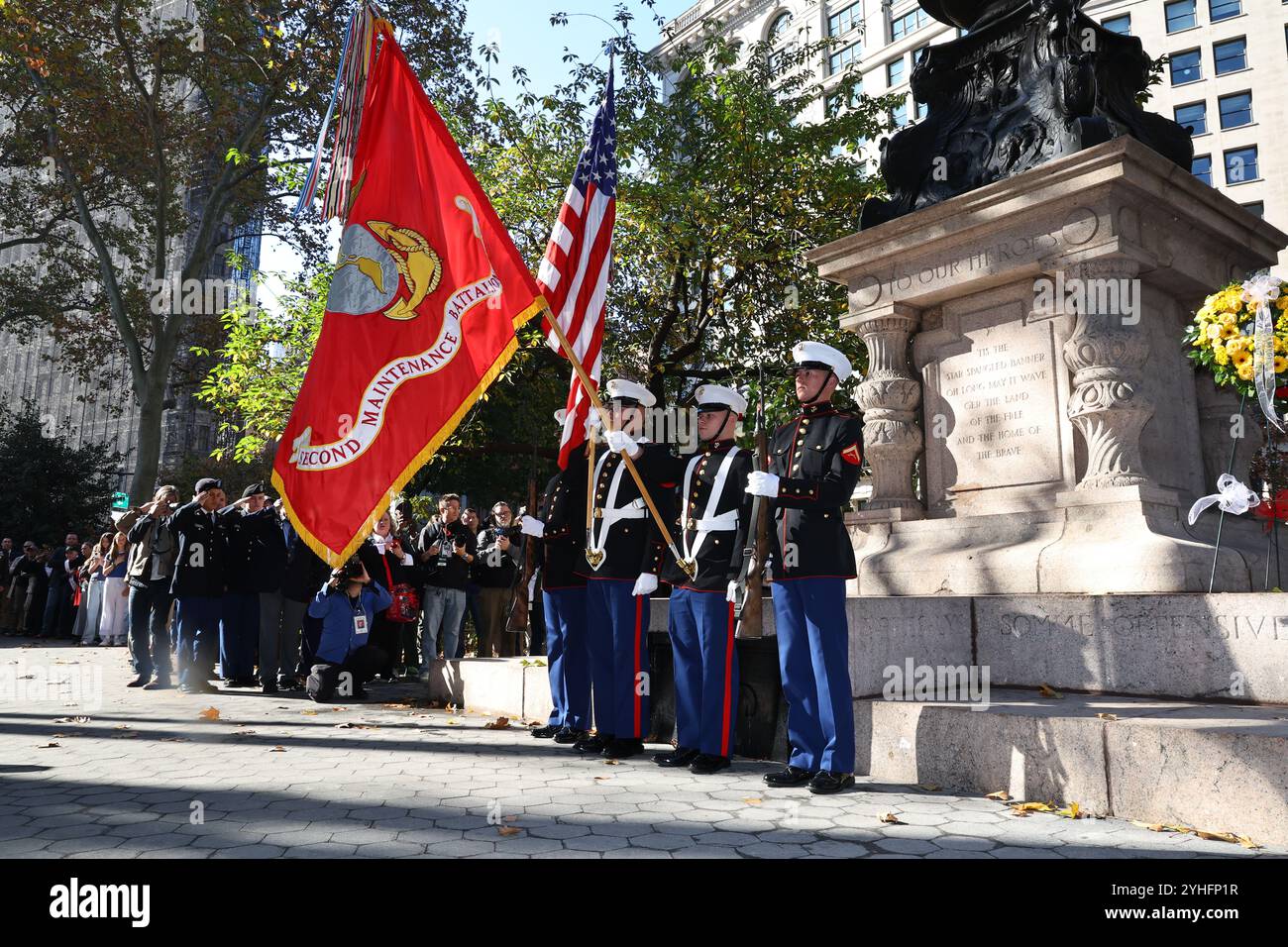 The USMC color guard at the beginning of a ceremony march up 5th Avenue ...