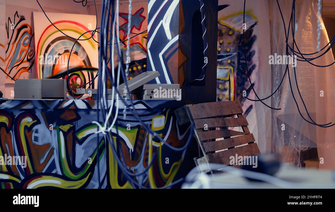 Teen teens vandalism hi-res stock photography and images - Alamy
