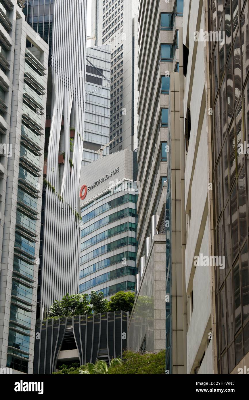 Singapore Bank HQ Market street surrounded by high-rise buildings in ...