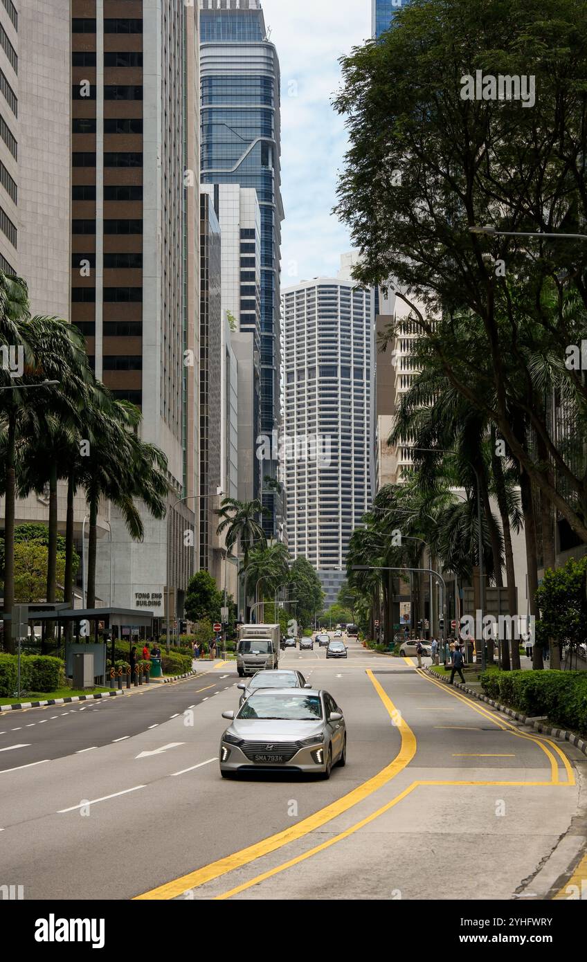 A view looking up Cecil Street Singapore towards Tong Eng Building ...