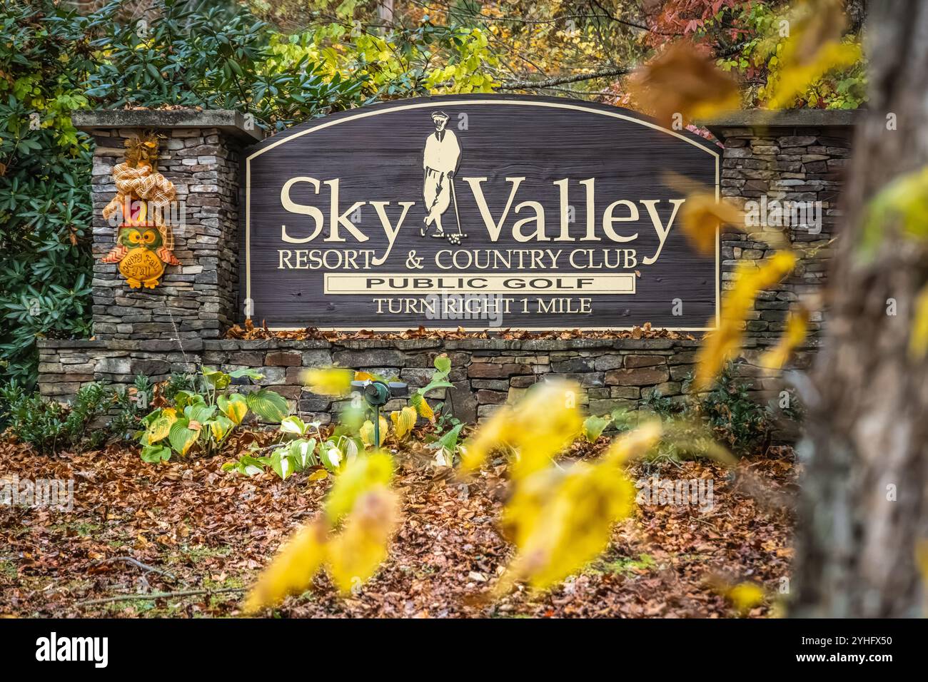 Sky Valley Resort & Country Club entrance sign in Sky Valley, Georgia ...