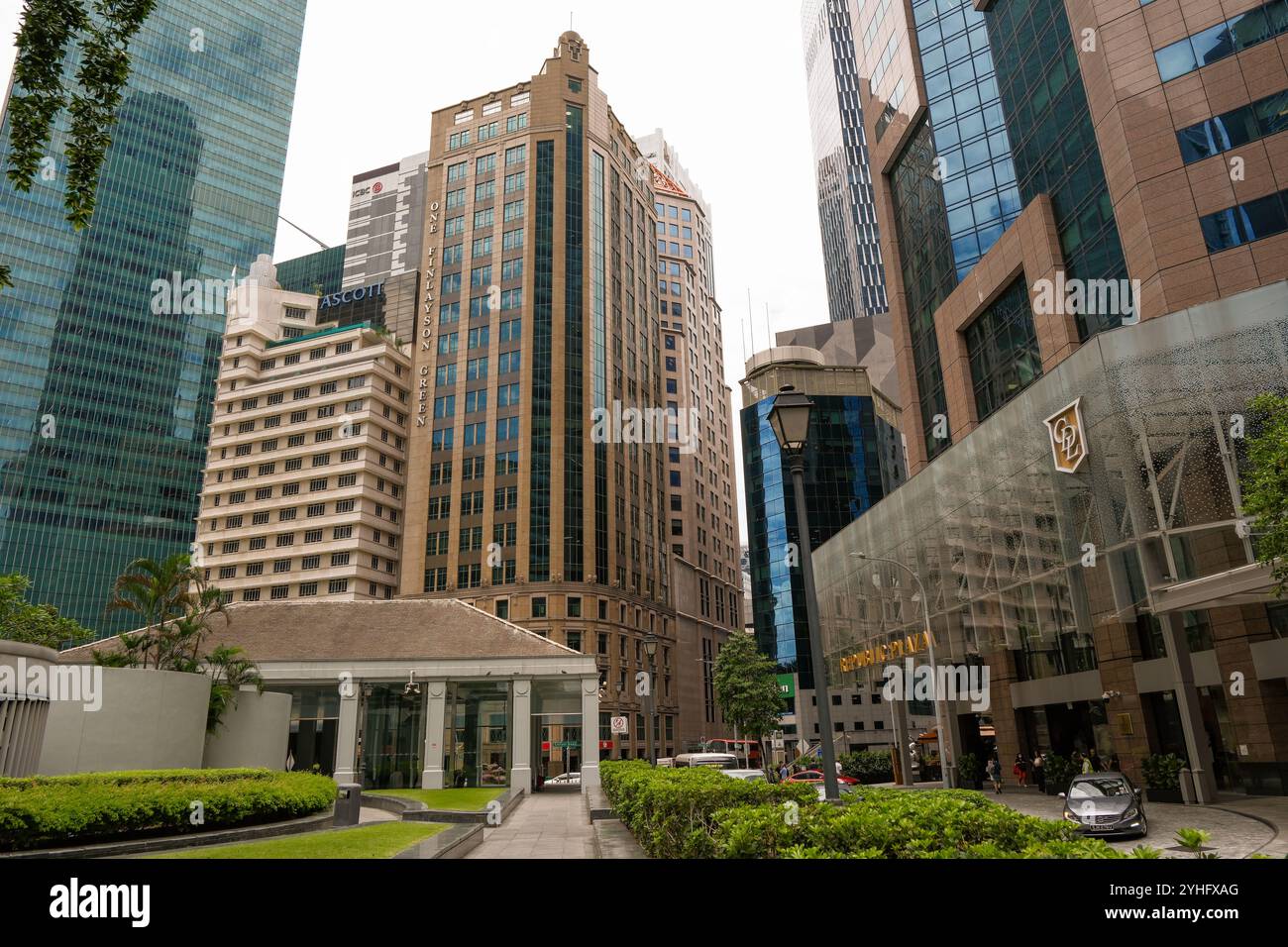 Raffles Place Park Singapore showing the city skyscrapers of One ...