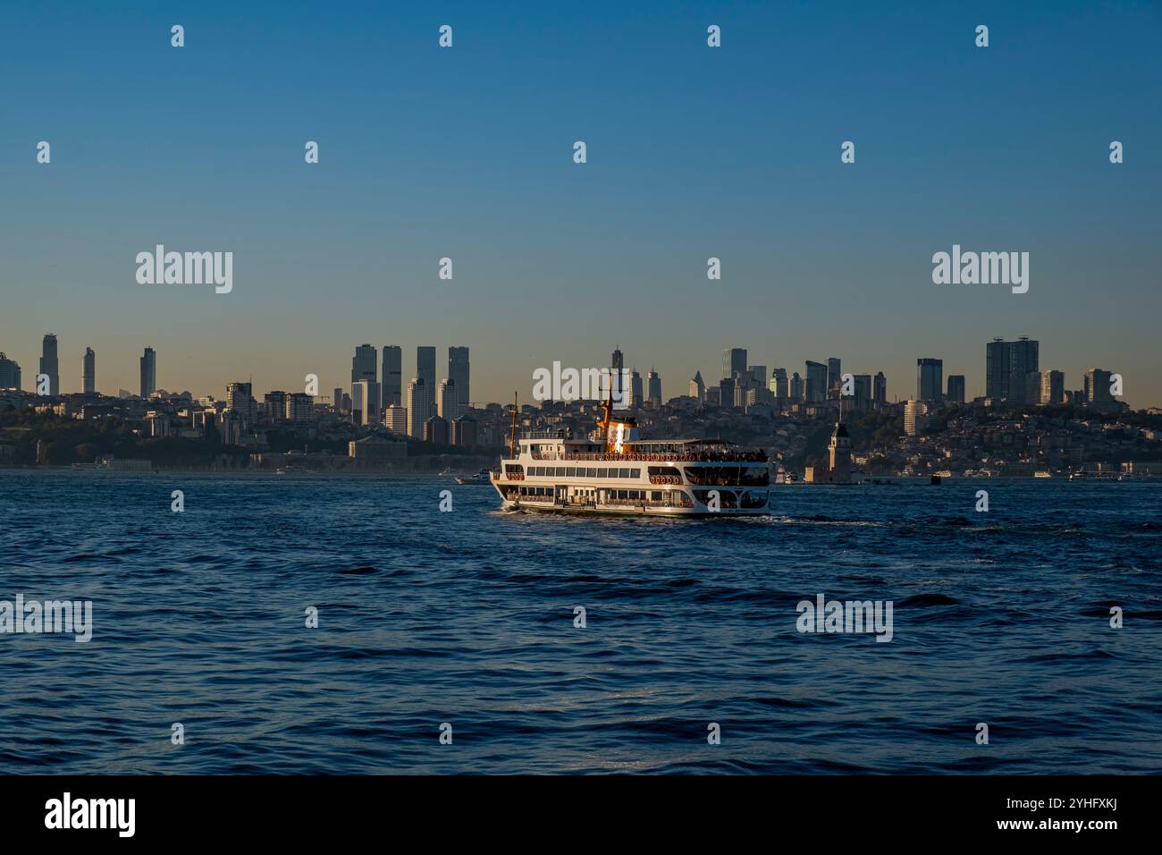 Steamboat glide across hi-res stock photography and images - Alamy