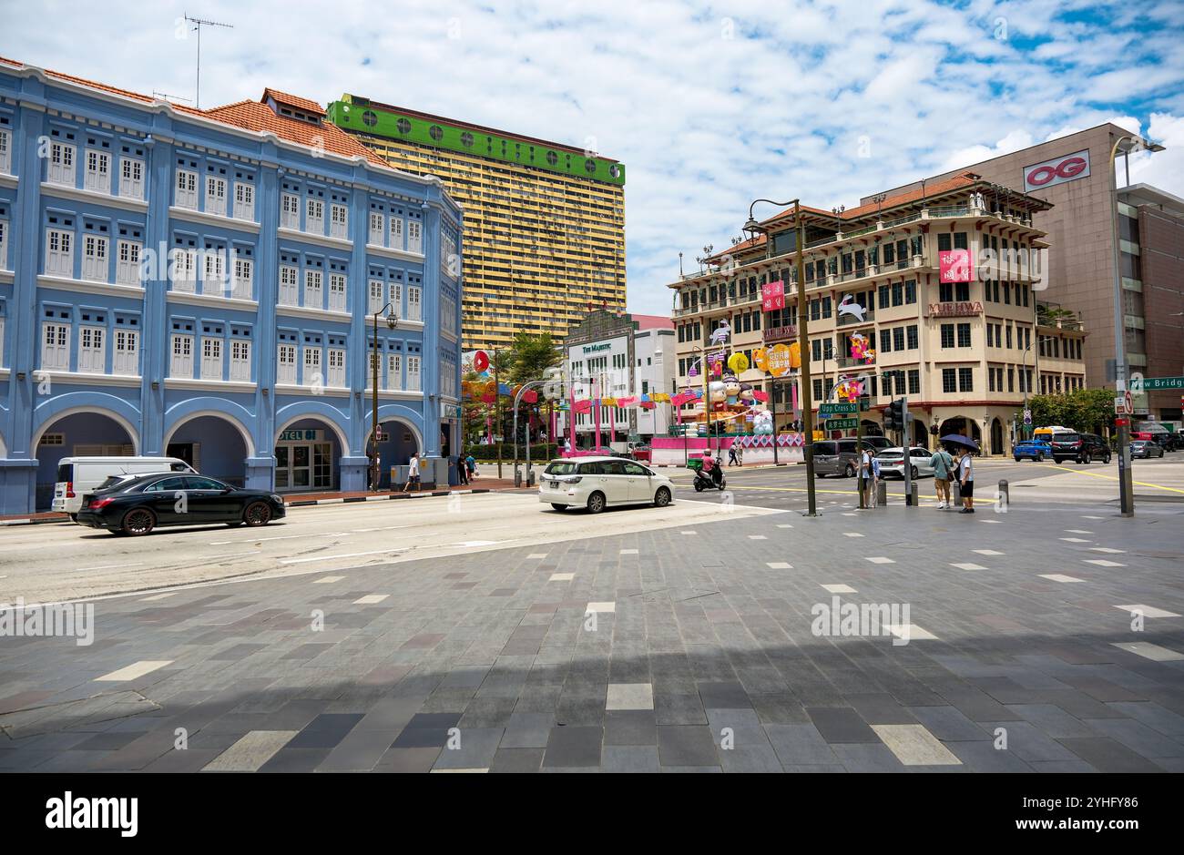 A view of Chinatown Singapore from Upper Cross Street or Eu Tong Sen ...