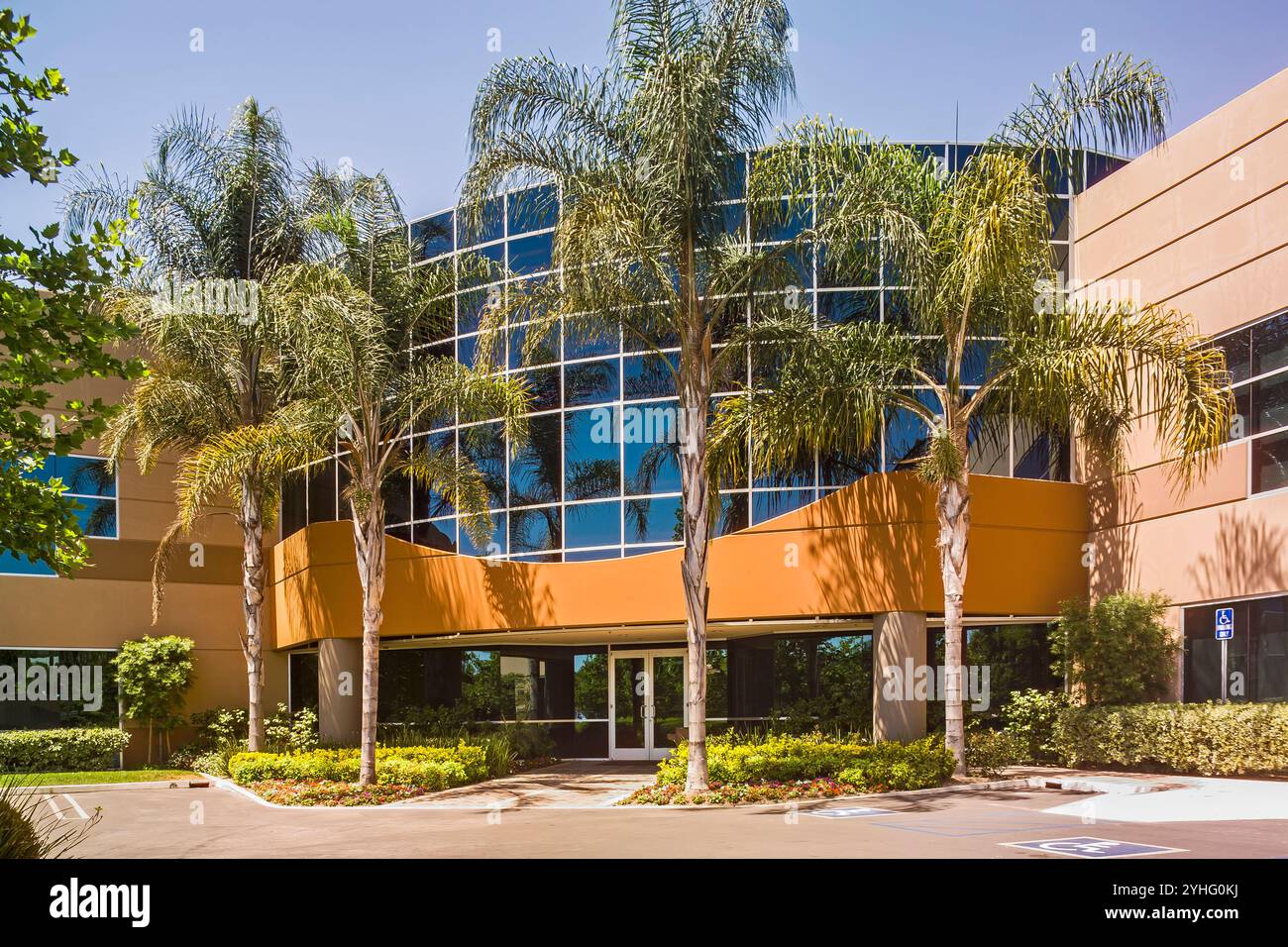 Exterior architecture of an office building entrance Stock Photo - Alamy
