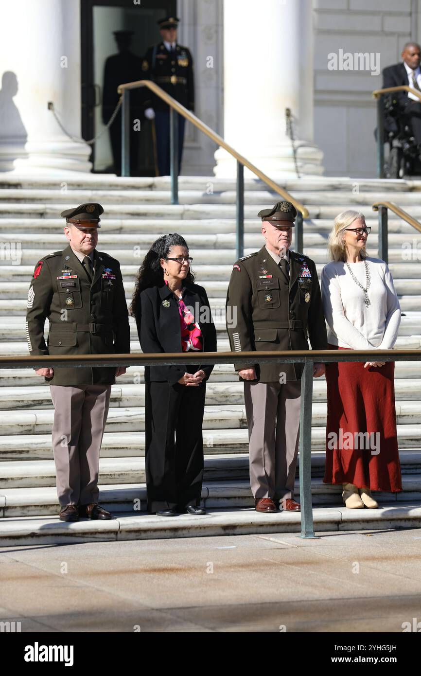 Vice Chief of Staff of the Army | General James J. Mingus and Sergeant ...