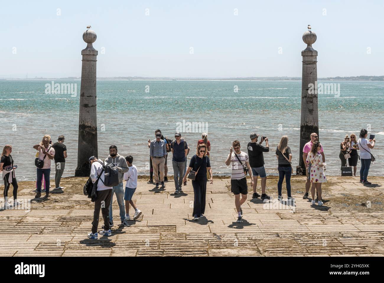 Muelle das Columnas, a late 18th century pier with two columns flanking ...