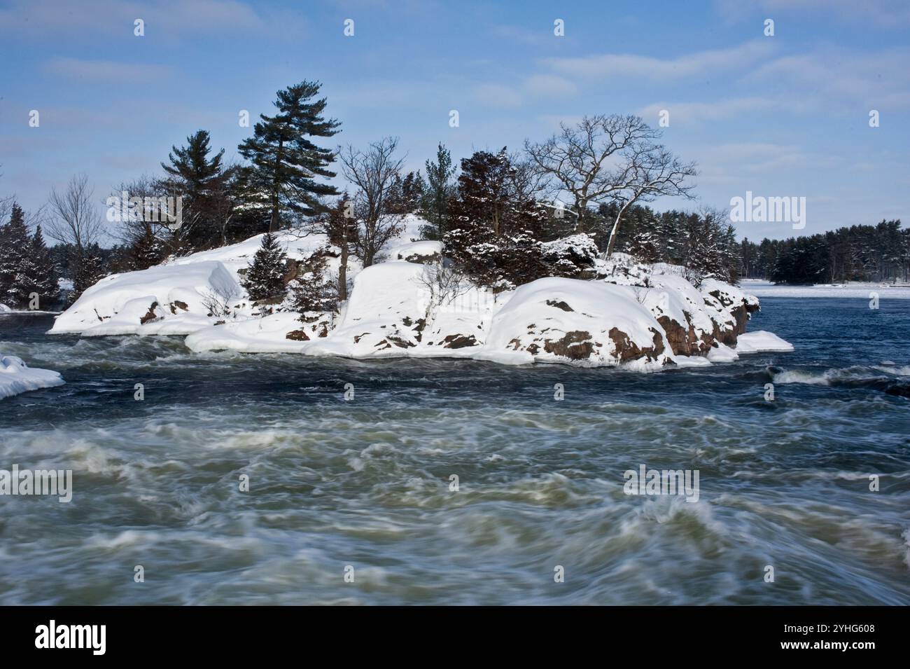 Scenes of the beauty of the winter landscape in Ontario, Canada Stock ...
