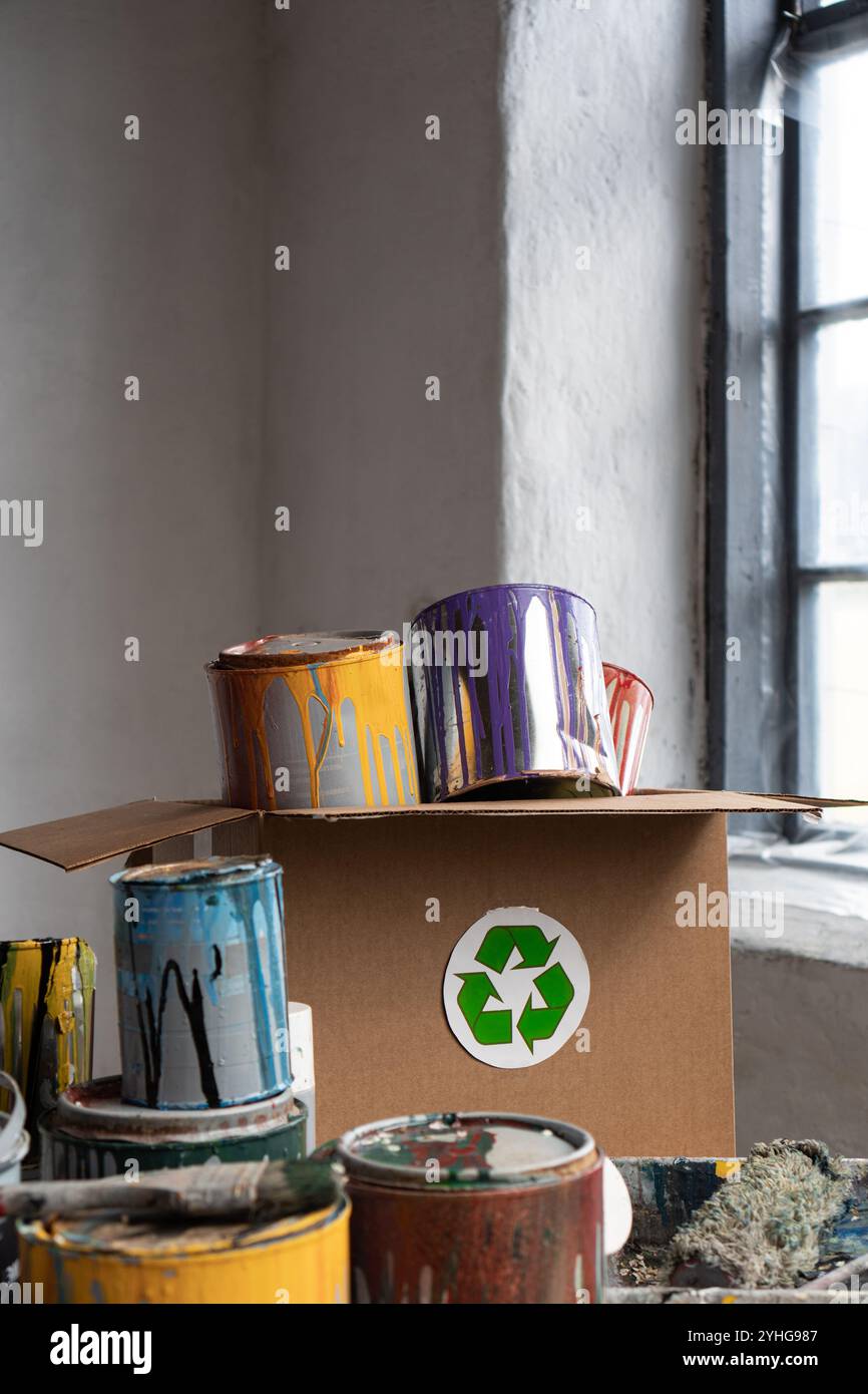 Renovation waste packaging hi-res stock photography and images - Alamy