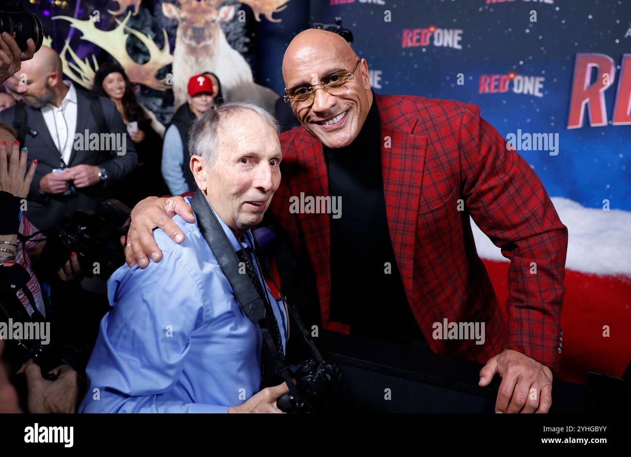 Dwayne johnson wrestling 2024 hi-res stock photography and images - Alamy