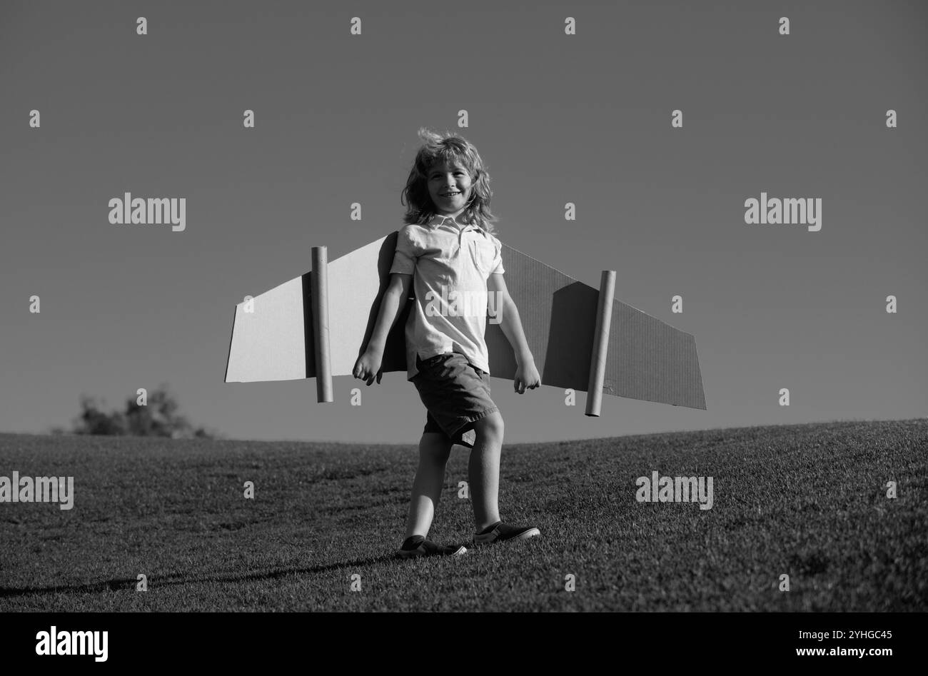 Child flying in plane Black and White Stock Photos & Images - Alamy