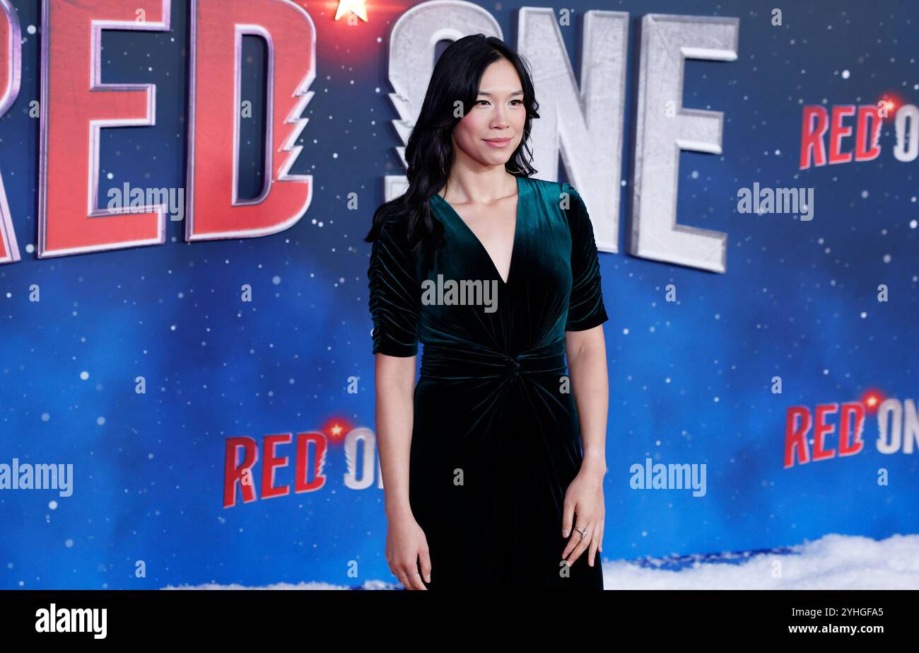 Regina Ting Chen arrives on the red carpet at the premiere of Amazon ...