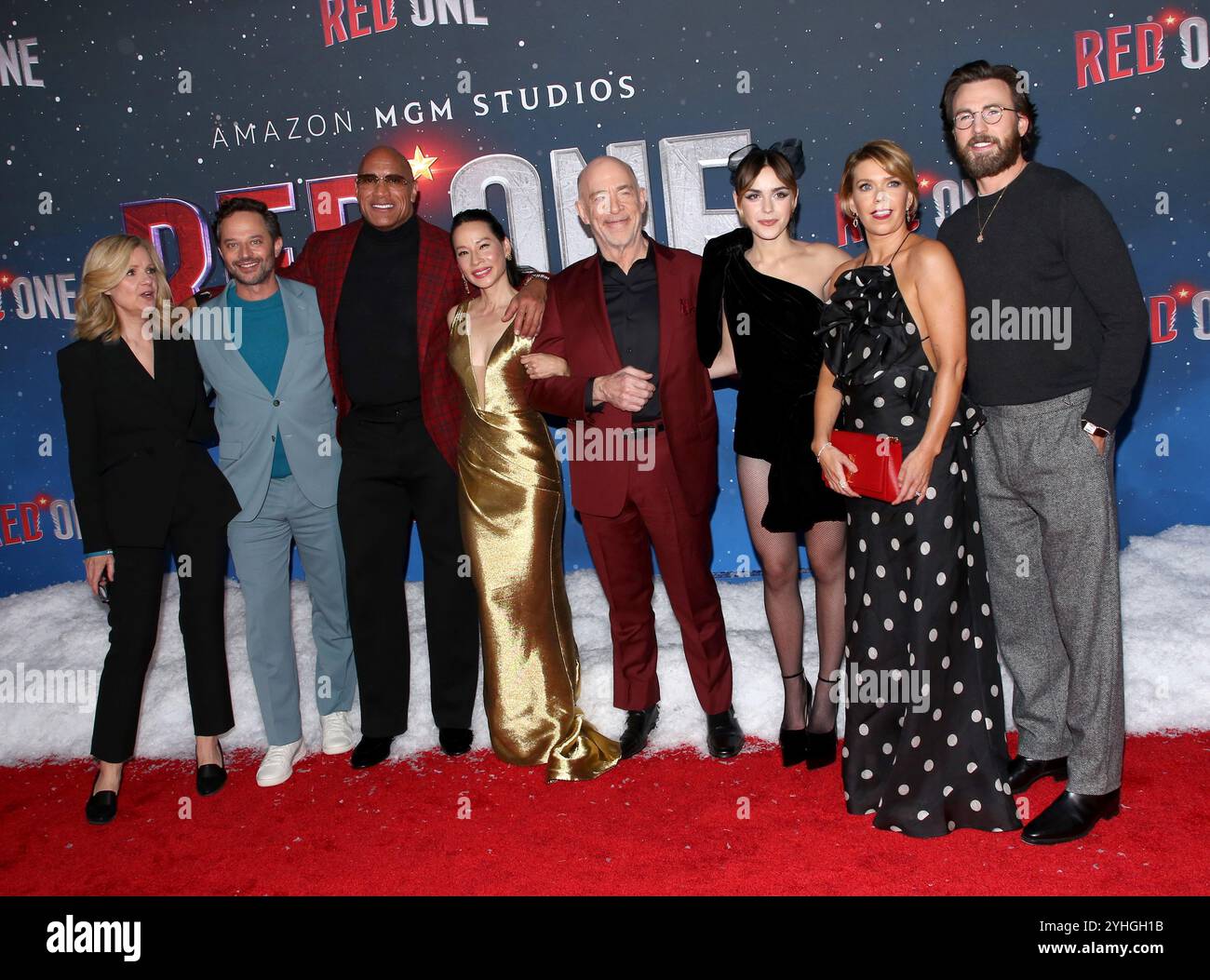 New York City, USA. 11th Nov, 2024. Bonnie Hunt, Nick Kroll, Dwayne ...