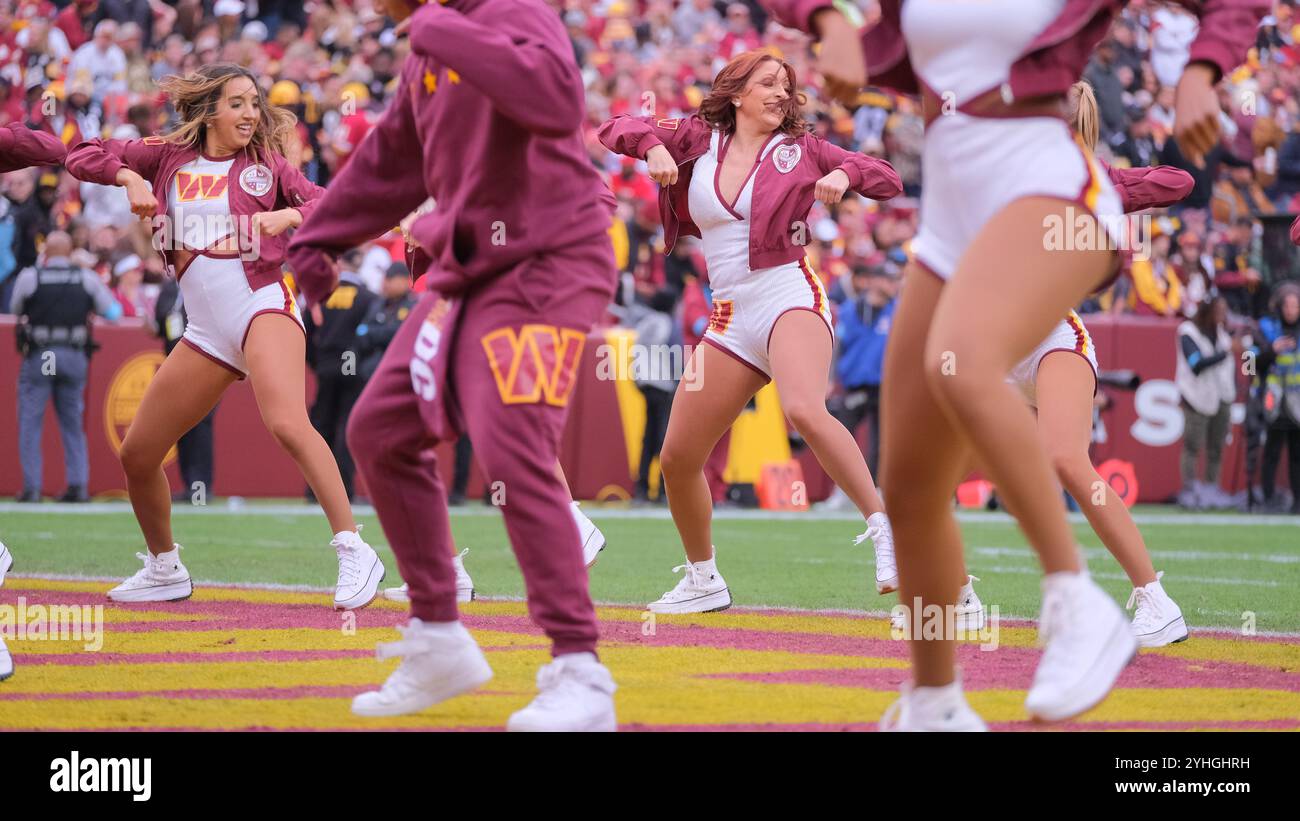 Washington commanders cheerleaders hi-res stock photography and images ...