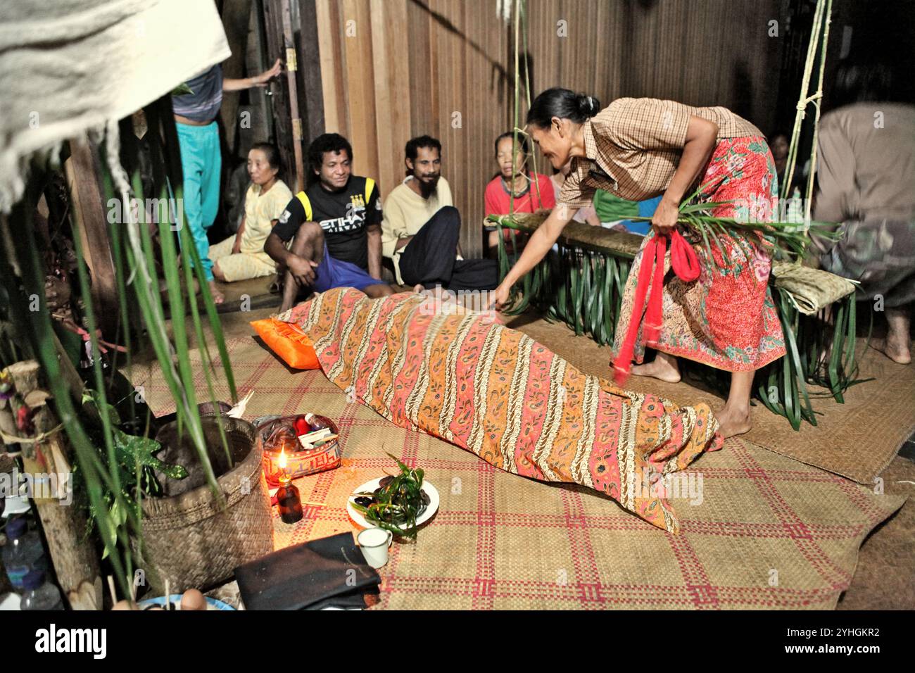 Aboriginal healing practice hi-res stock photography and images - Alamy