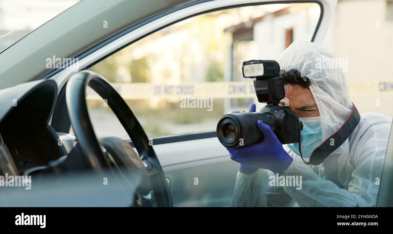 Forensics crime scene police photographer hi-res stock photography and images - Alamy
