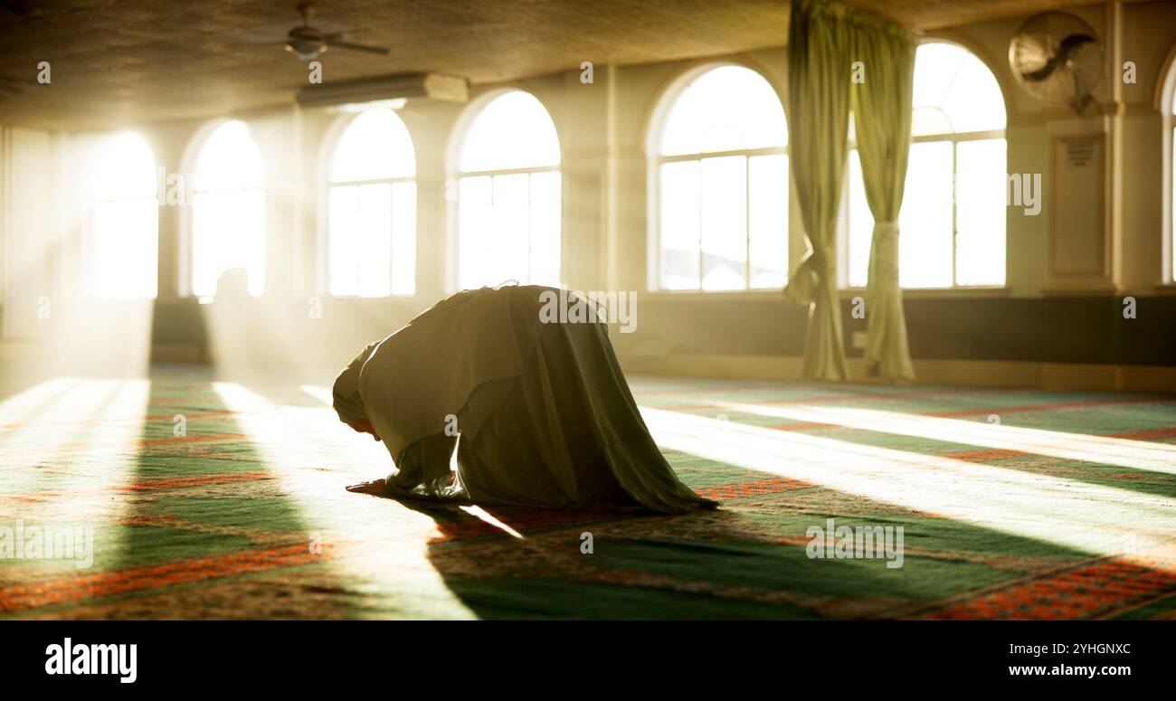Islamic woman, bow or praying to worship in Mosque for Palestine ...