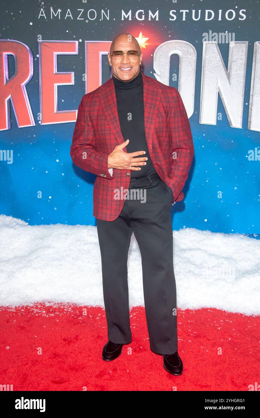 NEW YORK, NEW YORK - NOVEMBER 11: Dwayne Johnson attends the premiere ...