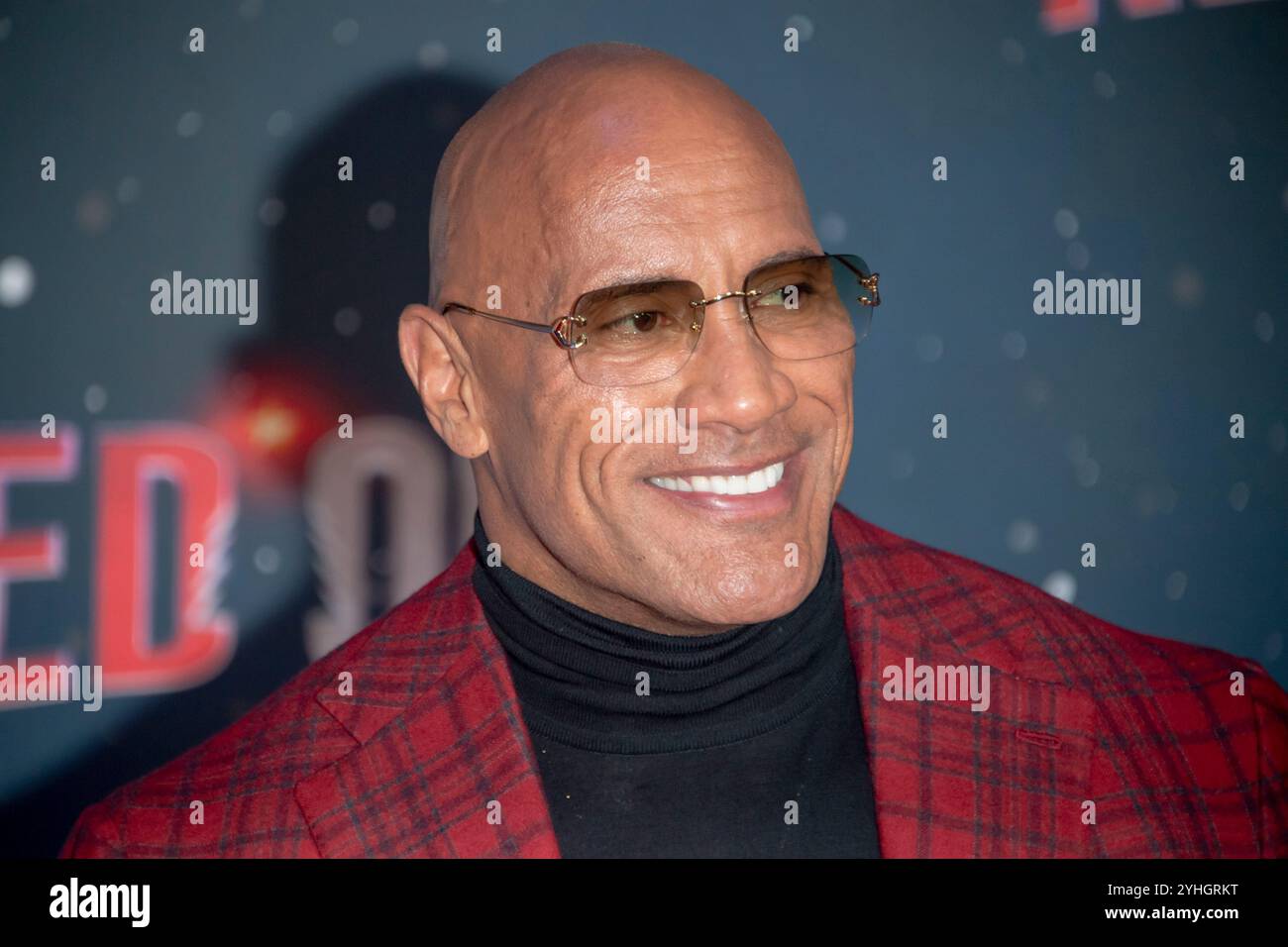 NEW YORK, NEW YORK - NOVEMBER 11: Dwayne Johnson attends the premiere ...