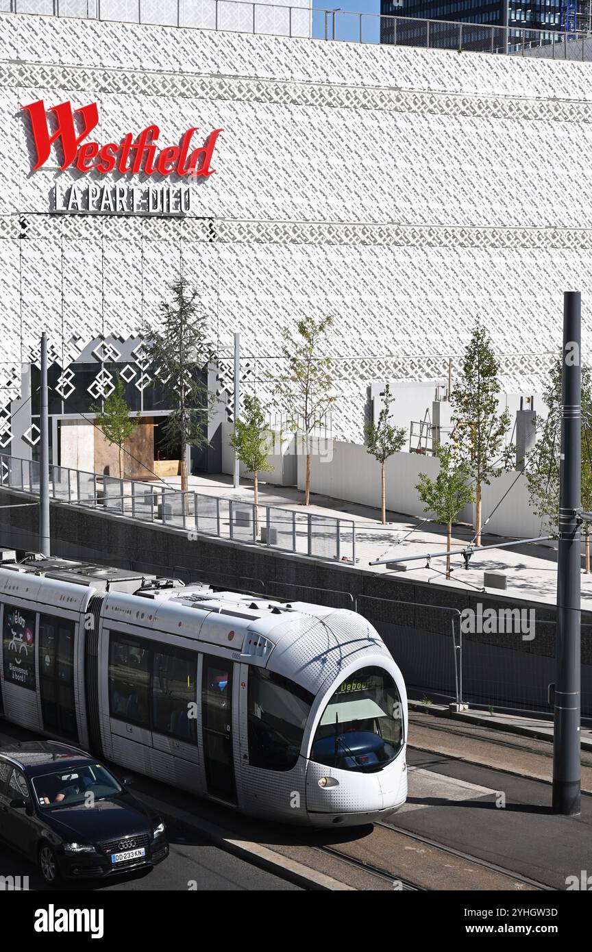 FRANCE. RHONE (69). LYON. 3RD DISTRICT. THE WESTFIELD LA PART-DIEU ...