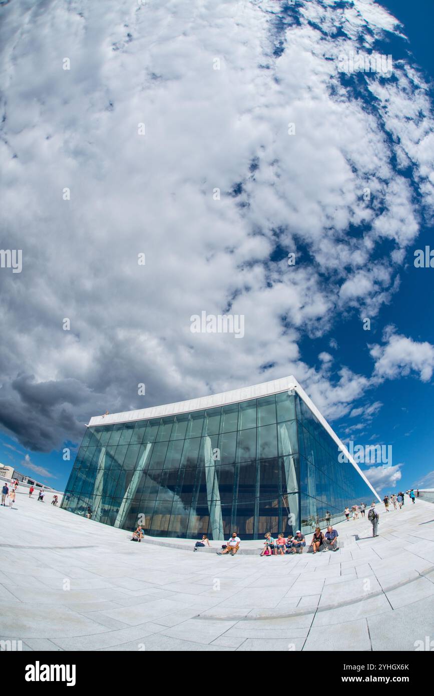 Oslo opera house exterior beautiful hi-res stock photography and images ...