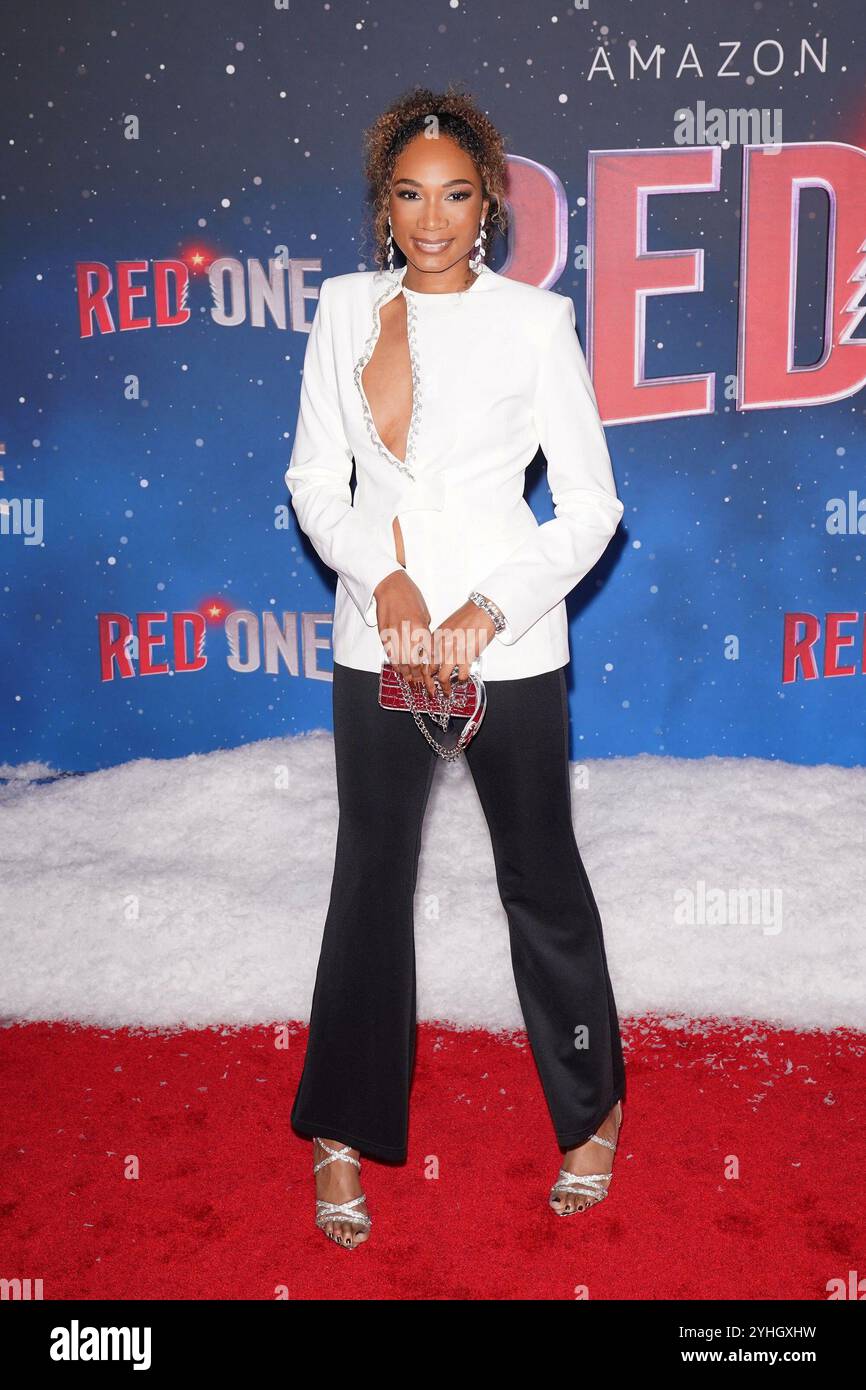 New York, USA. Ny. 11th Nov, 2024. Ari Chambers at arrivals for RED ONE ...