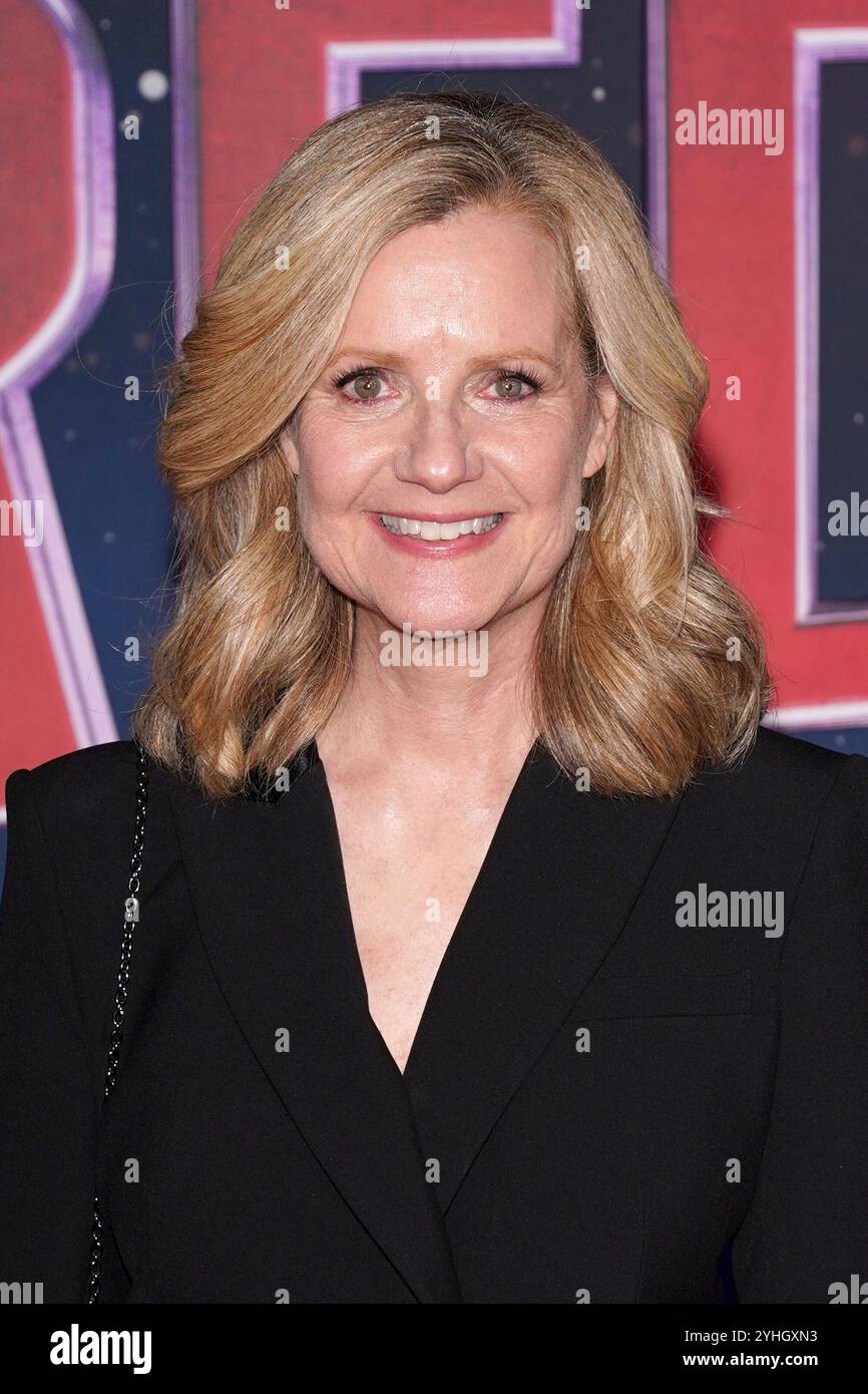 New York, USA. Ny. 11th Nov, 2024. Bonnie Hunt at arrivals for RED ONE ...