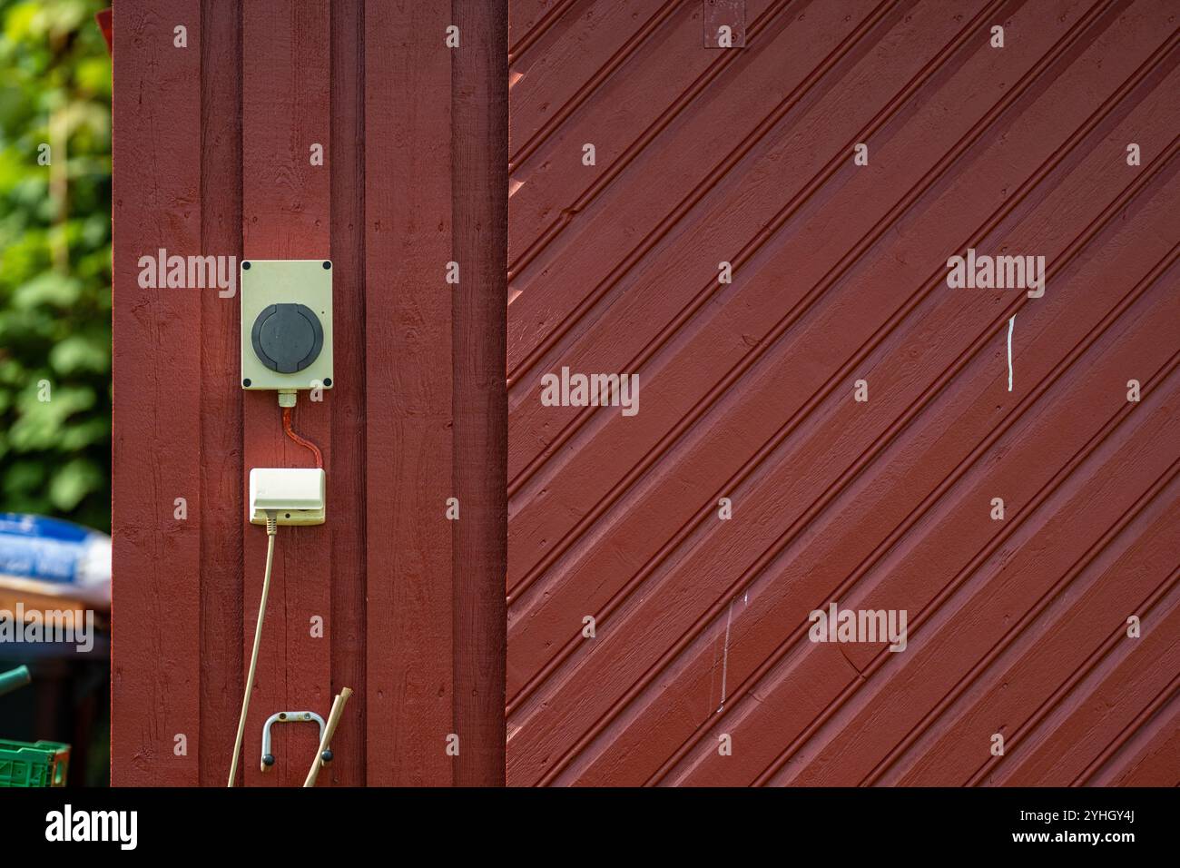 Red power outlets hi-res stock photography and images - Alamy