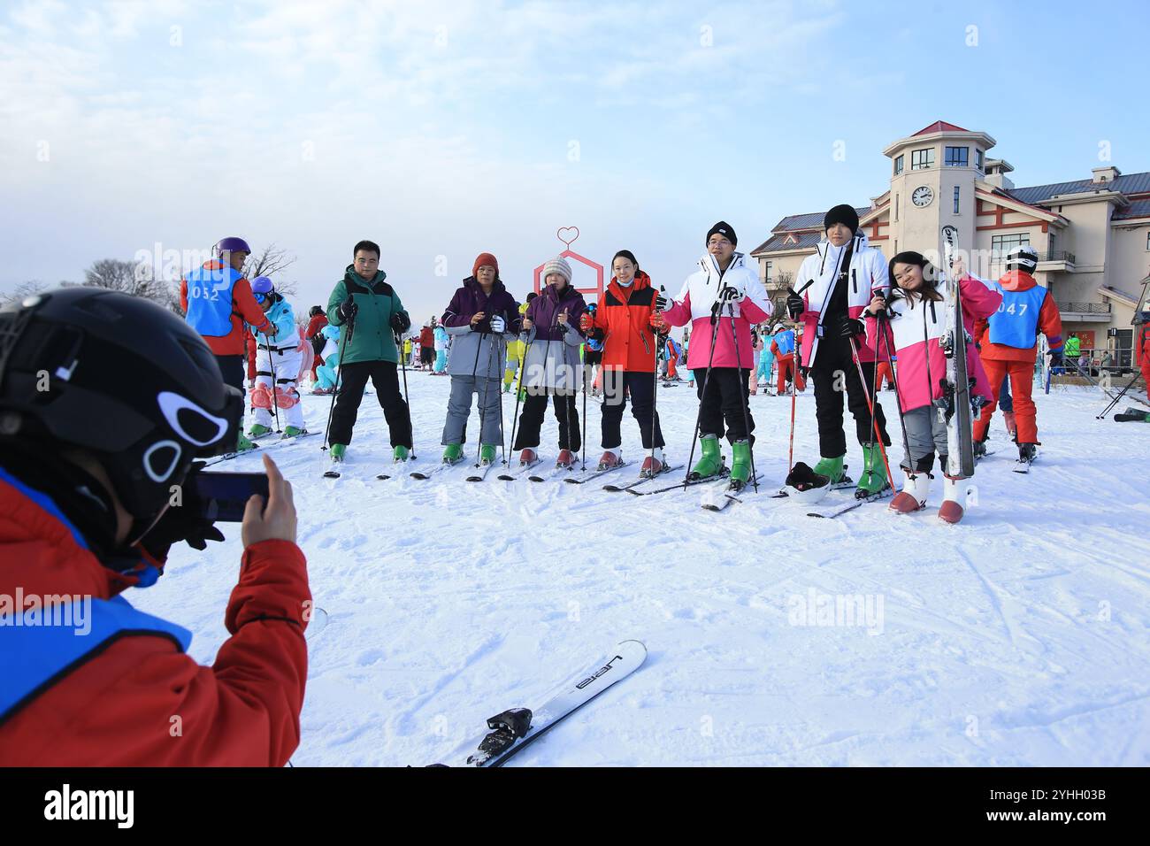 2024 2025 harbin ice and snow season hi-res stock photography and ...
