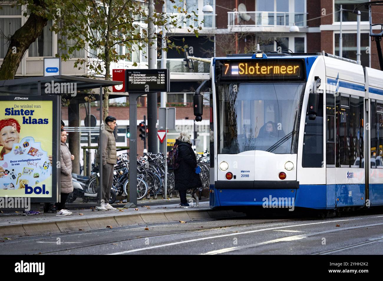 Openbaar plein hi-res stock photography and images - Alamy