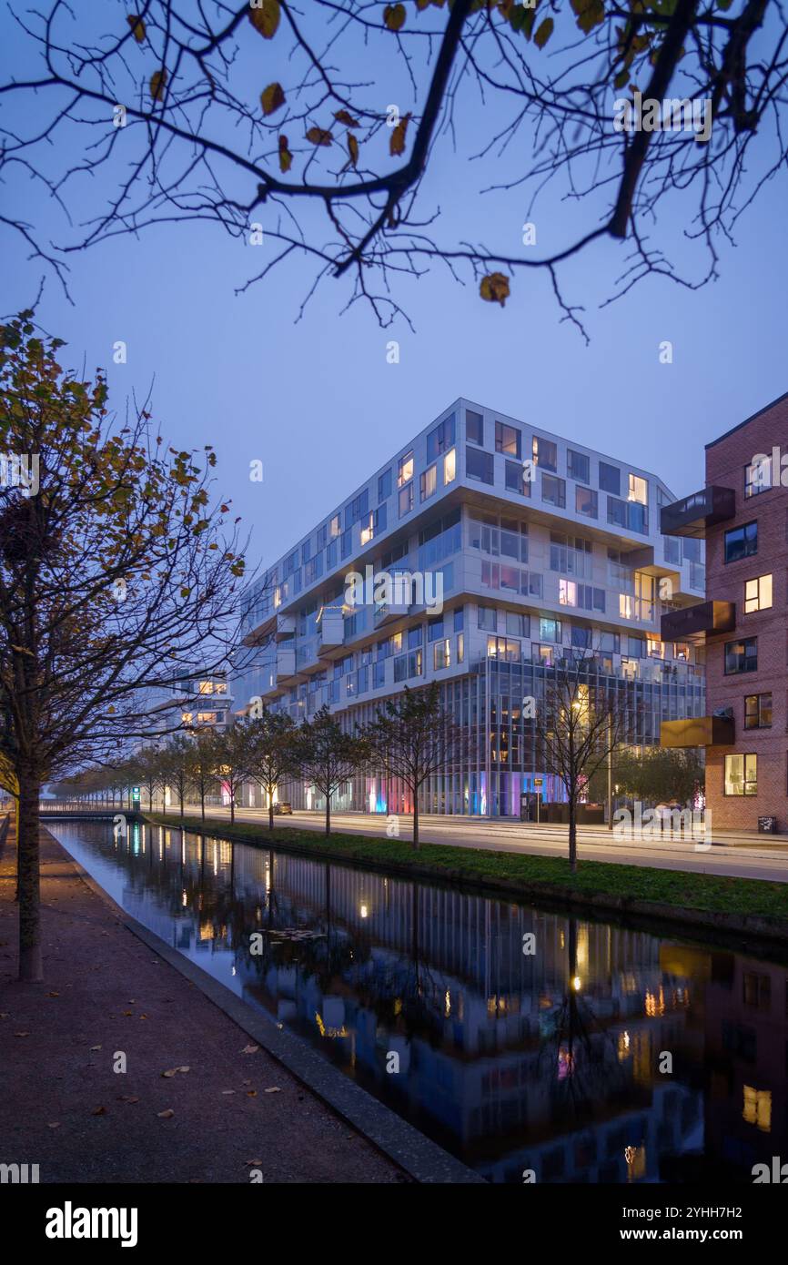 Copenhagen, Denmark - 8 House / Big House / 8Tallet housing by BIG ...