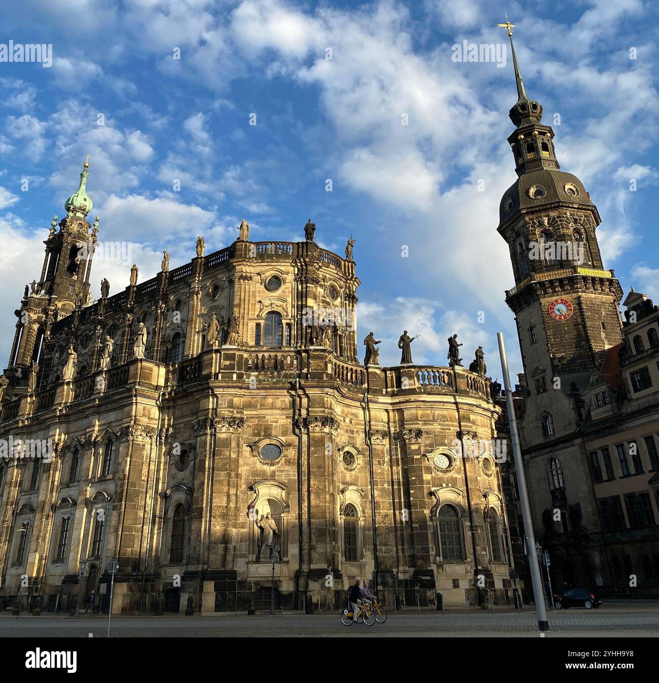 Historical buildings dresden germany hi-res stock photography and ...