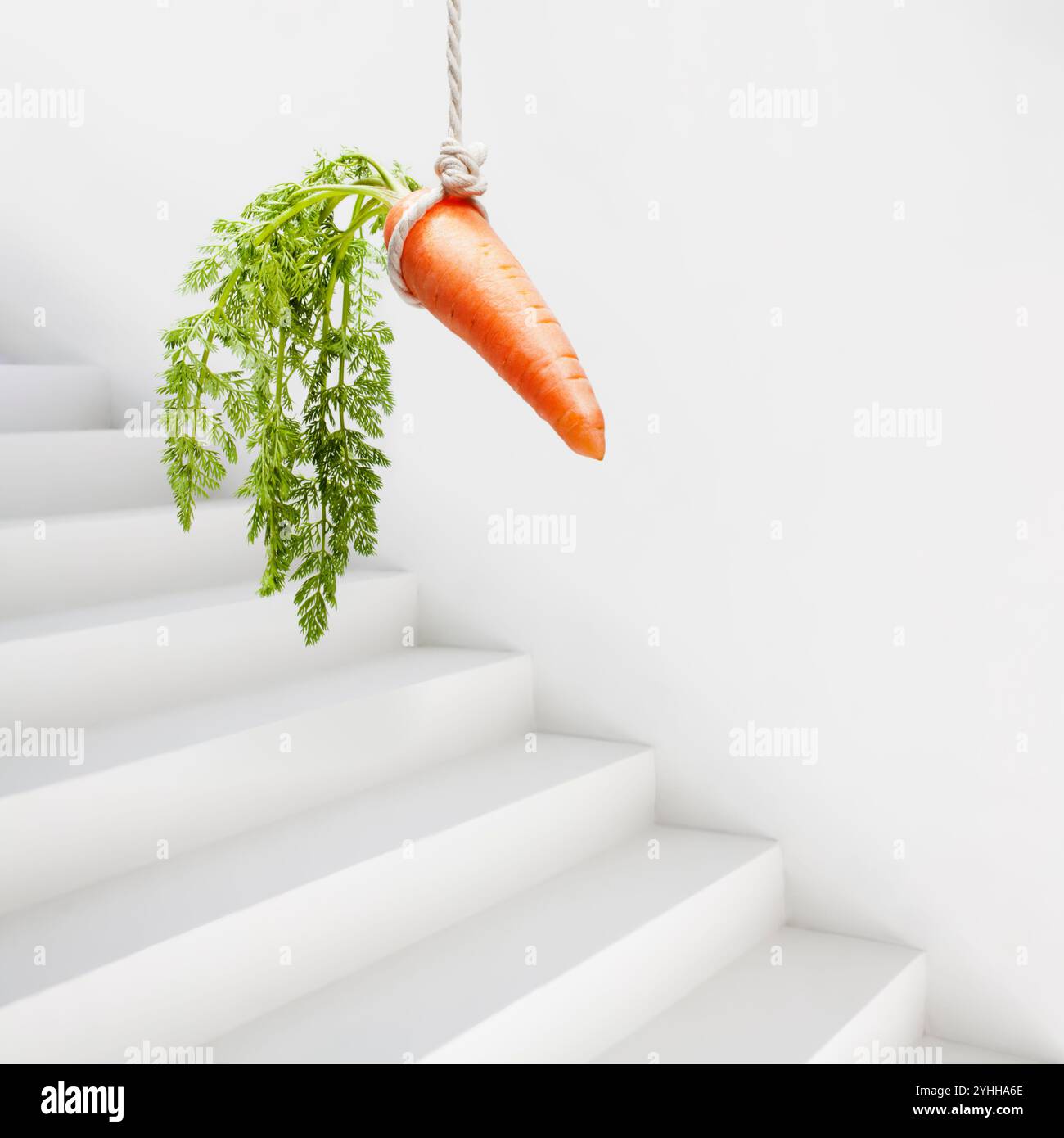 Dangle hi-res stock photography and images - Alamy