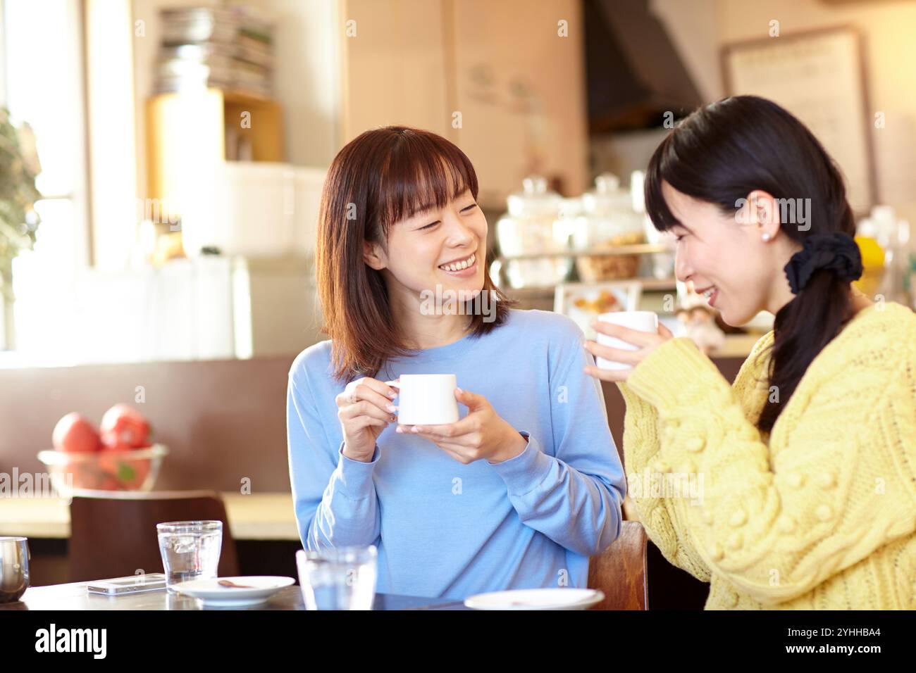 Woman in cafe drinking tea hi-res stock photography and images - Alamy