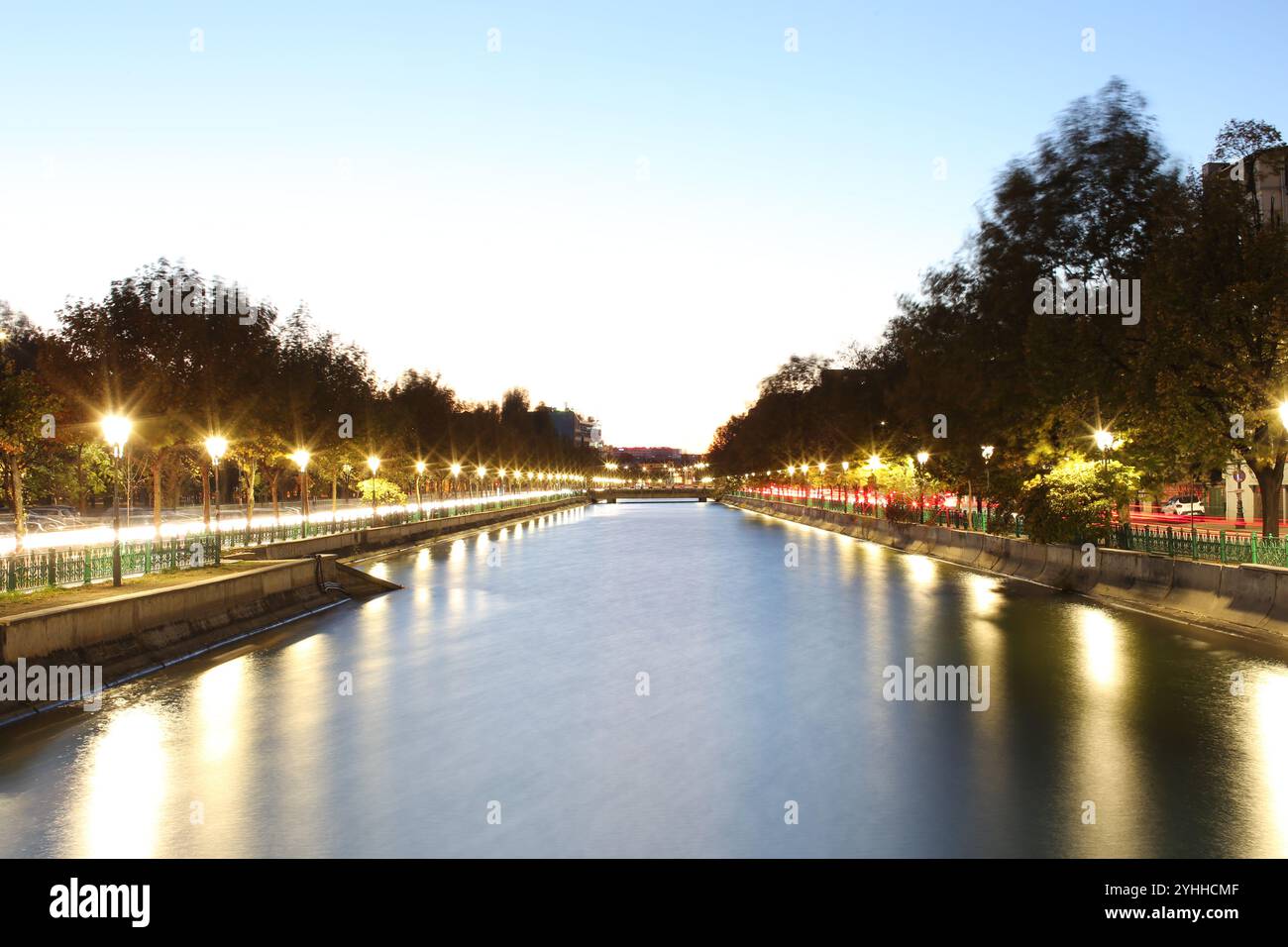 Bucharest city lights hi-res stock photography and images - Alamy