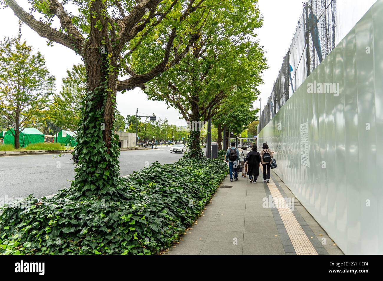 Modern japan streets hi-res stock photography and images - Alamy