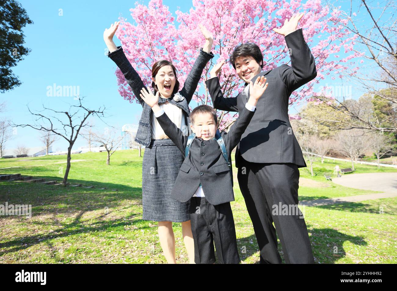 People first day of school family hi-res stock photography and images ...