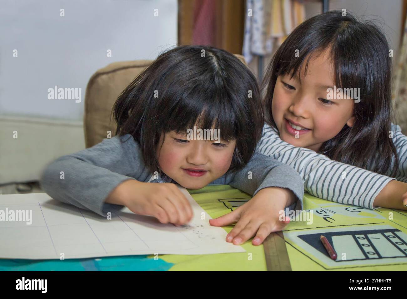 Grade 9 students hi-res stock photography and images - Alamy