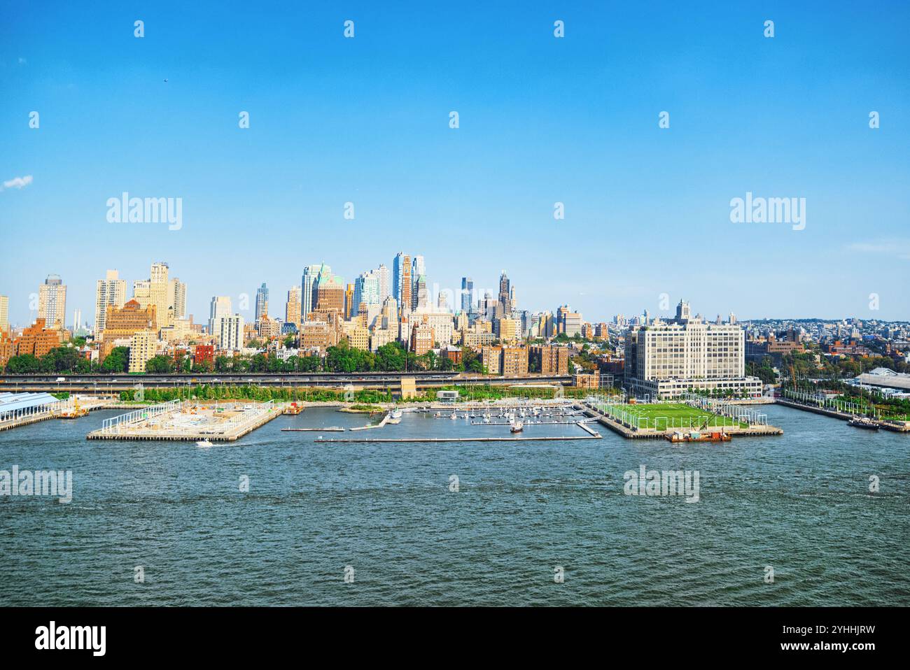 Fly over, view of New York and Manhattan from a bird's eye view Stock ...