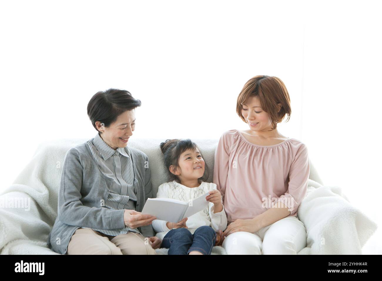3 generations computer hi-res stock photography and images - Alamy