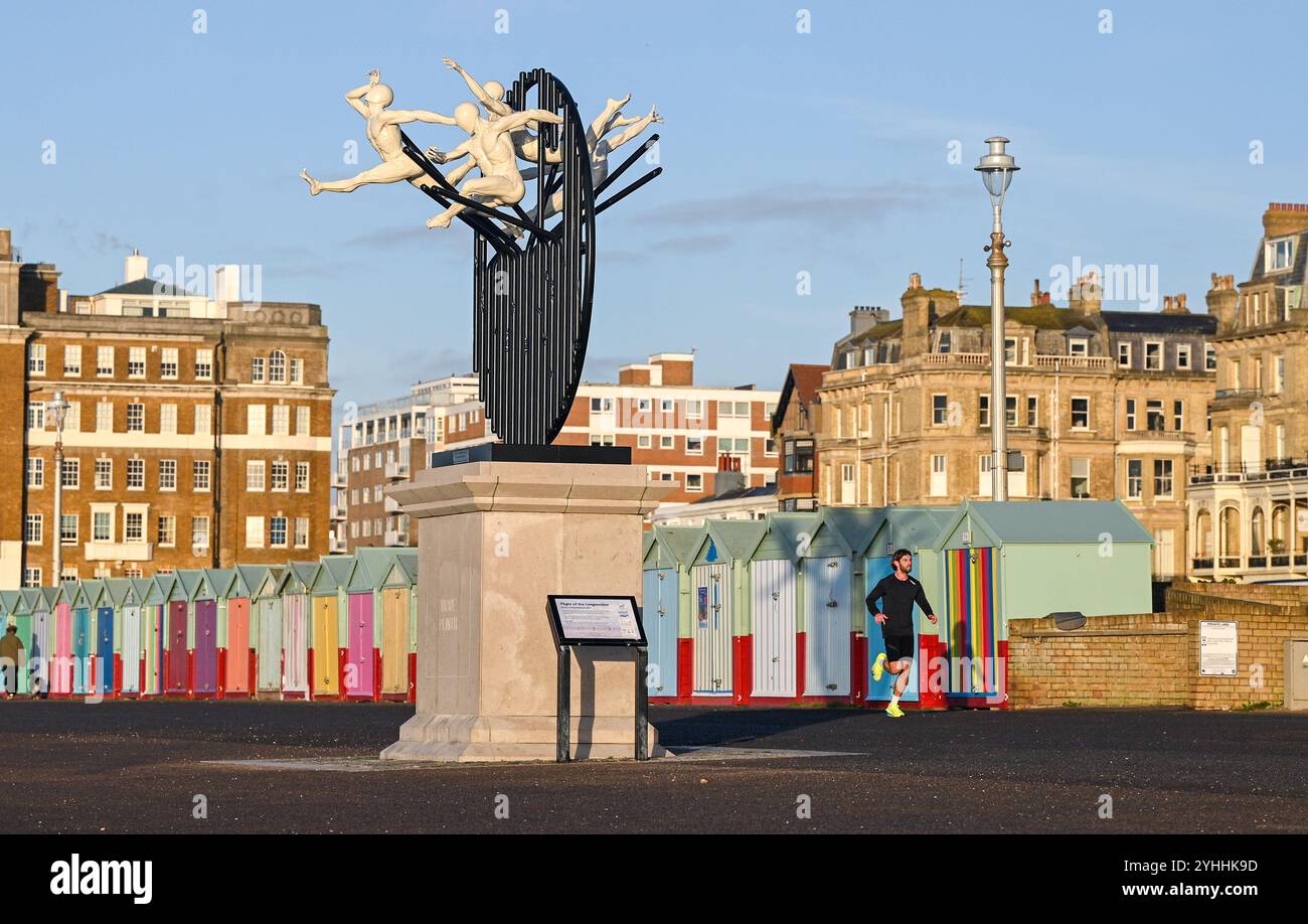 Hove plinth 2024 hi-res stock photography and images - Alamy