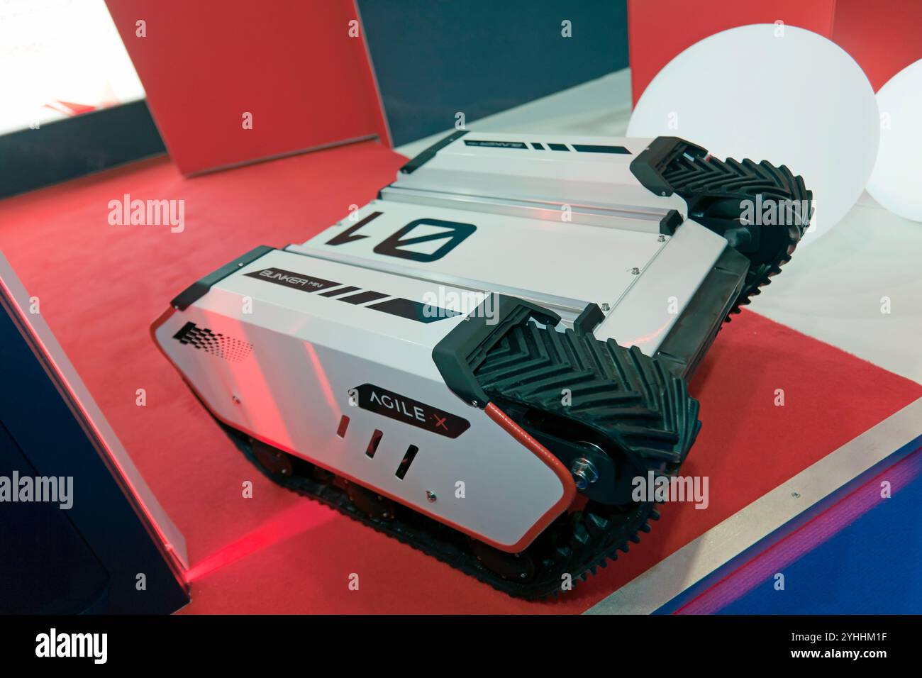 Navigating complex outdoor environments hi-res stock photography and ...