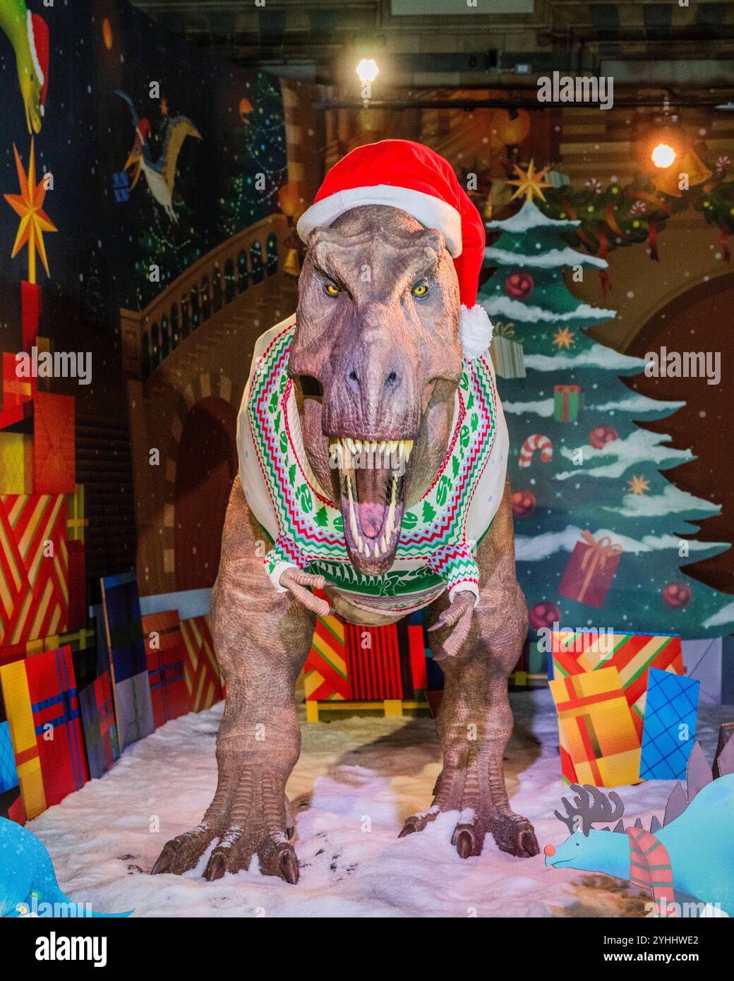 Christmas jumper t rex hi-res stock photography and images - Alamy