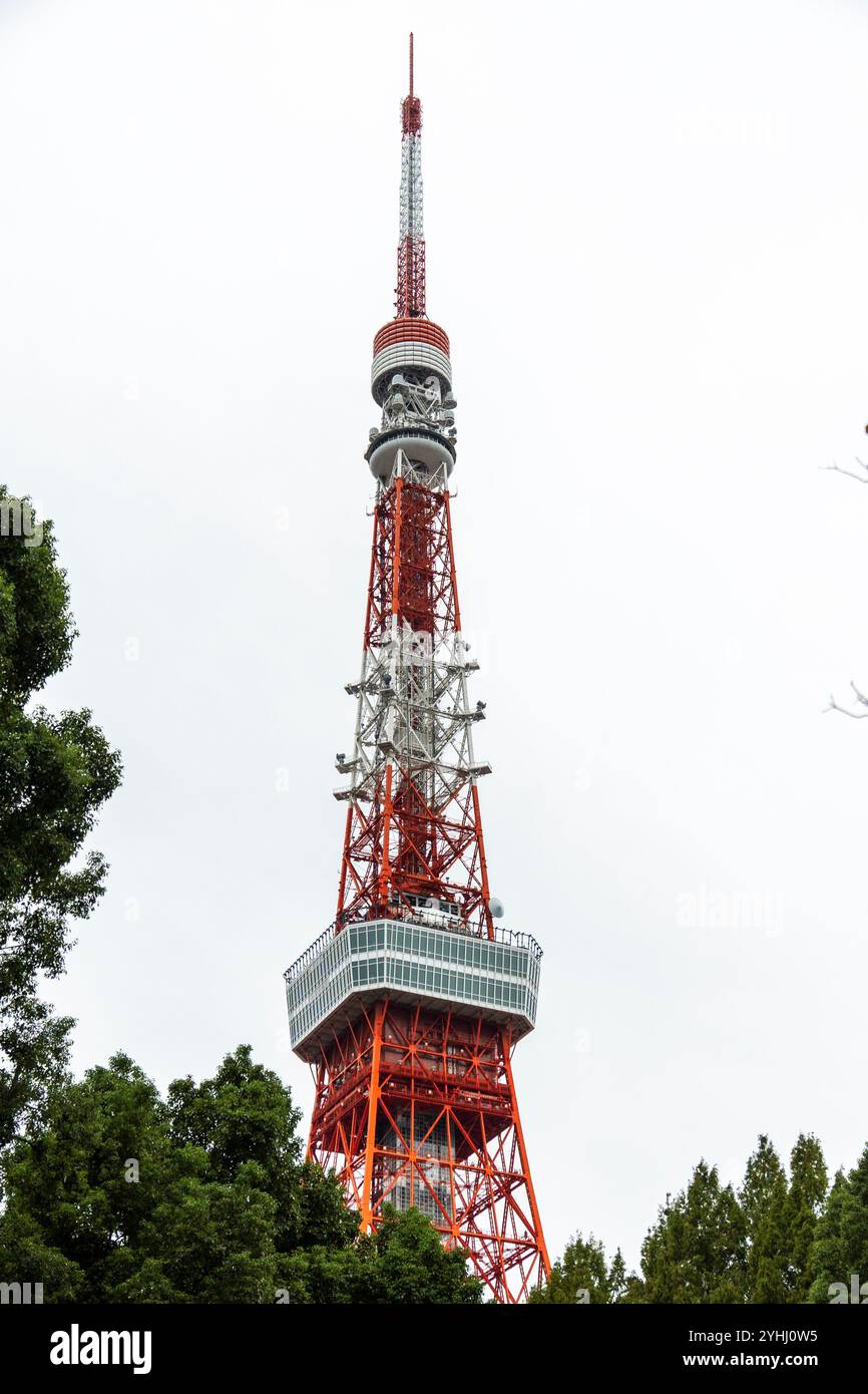 Tokyo tower monument world hi-res stock photography and images - Alamy