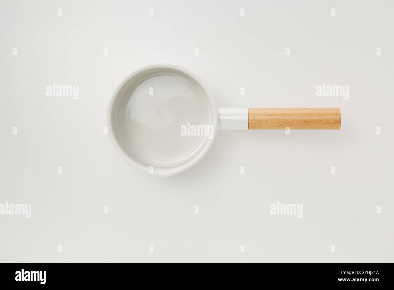 True bird's-eye view of white pot Stock Photo - Alamy