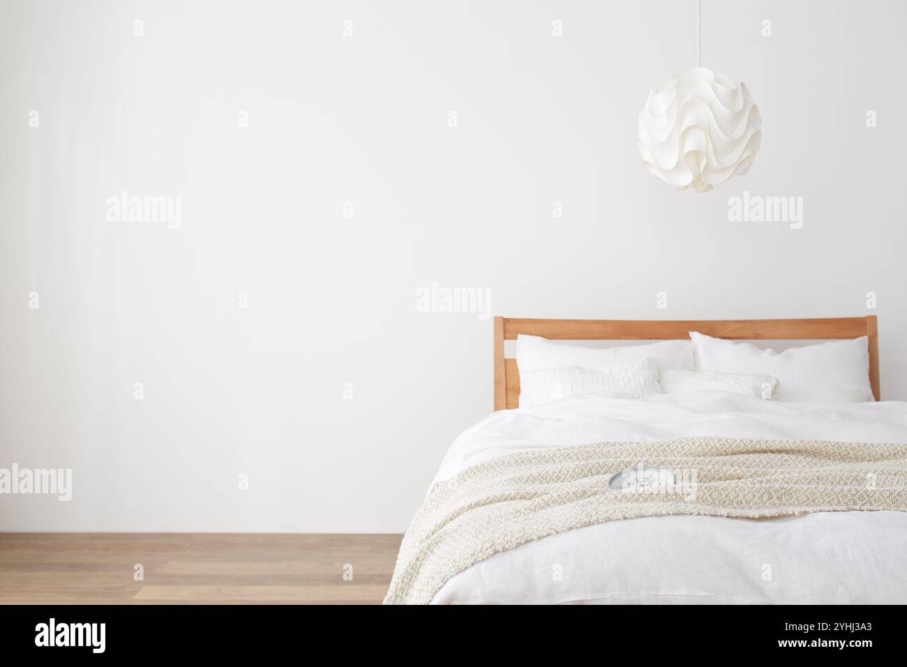 Semi double room hi-res stock photography and images - Alamy