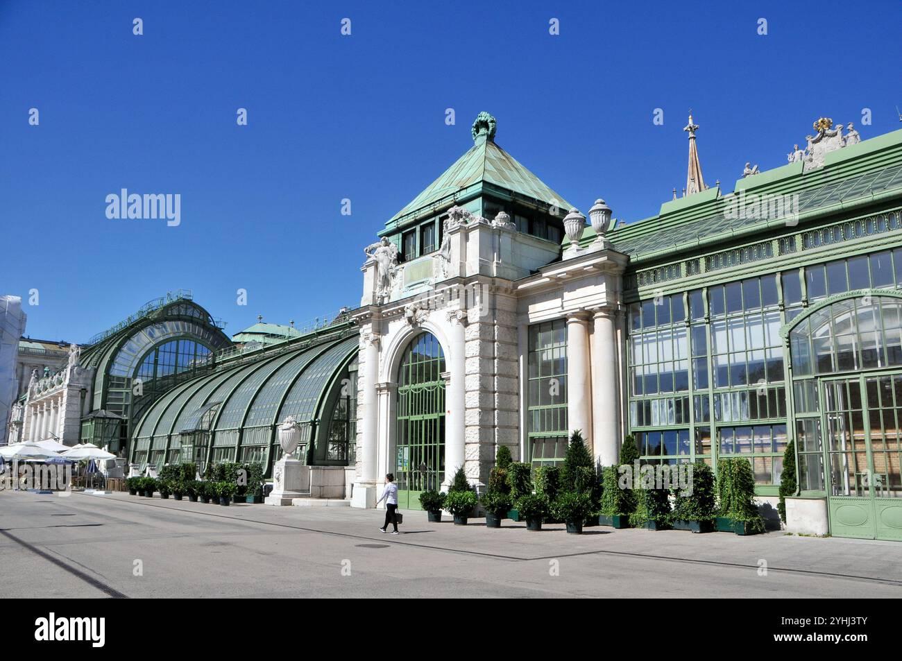 View of the Schmetterlinghaus: the Butterfly House. Vienna Stock Photo ...