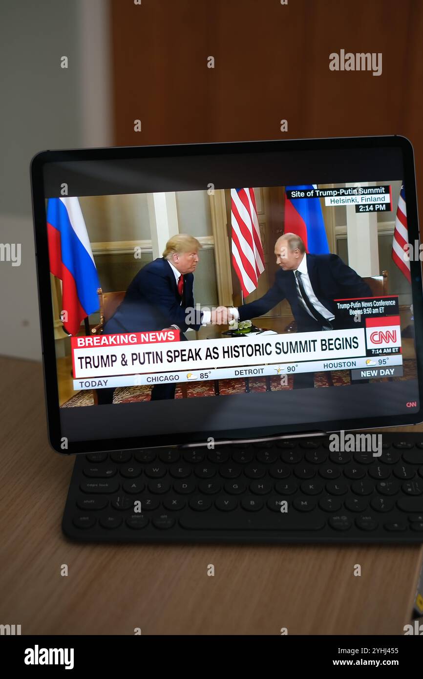 Putin trump hi-res stock photography and images - Alamy